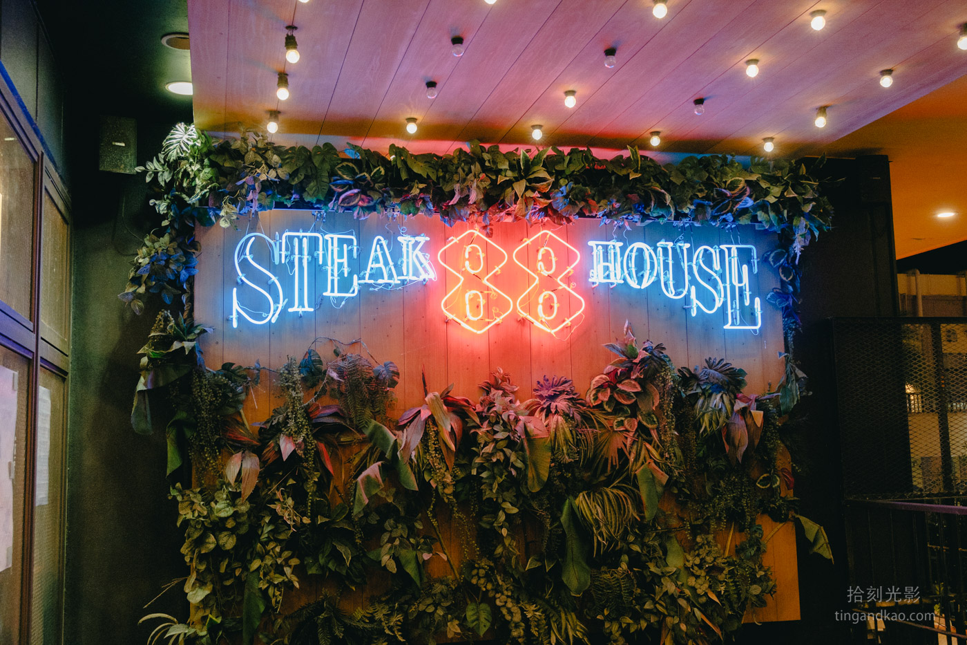 沖繩美食｜牛排屋88北谷店，美國村必吃連鎖牛排餐廳 – 拾刻光影